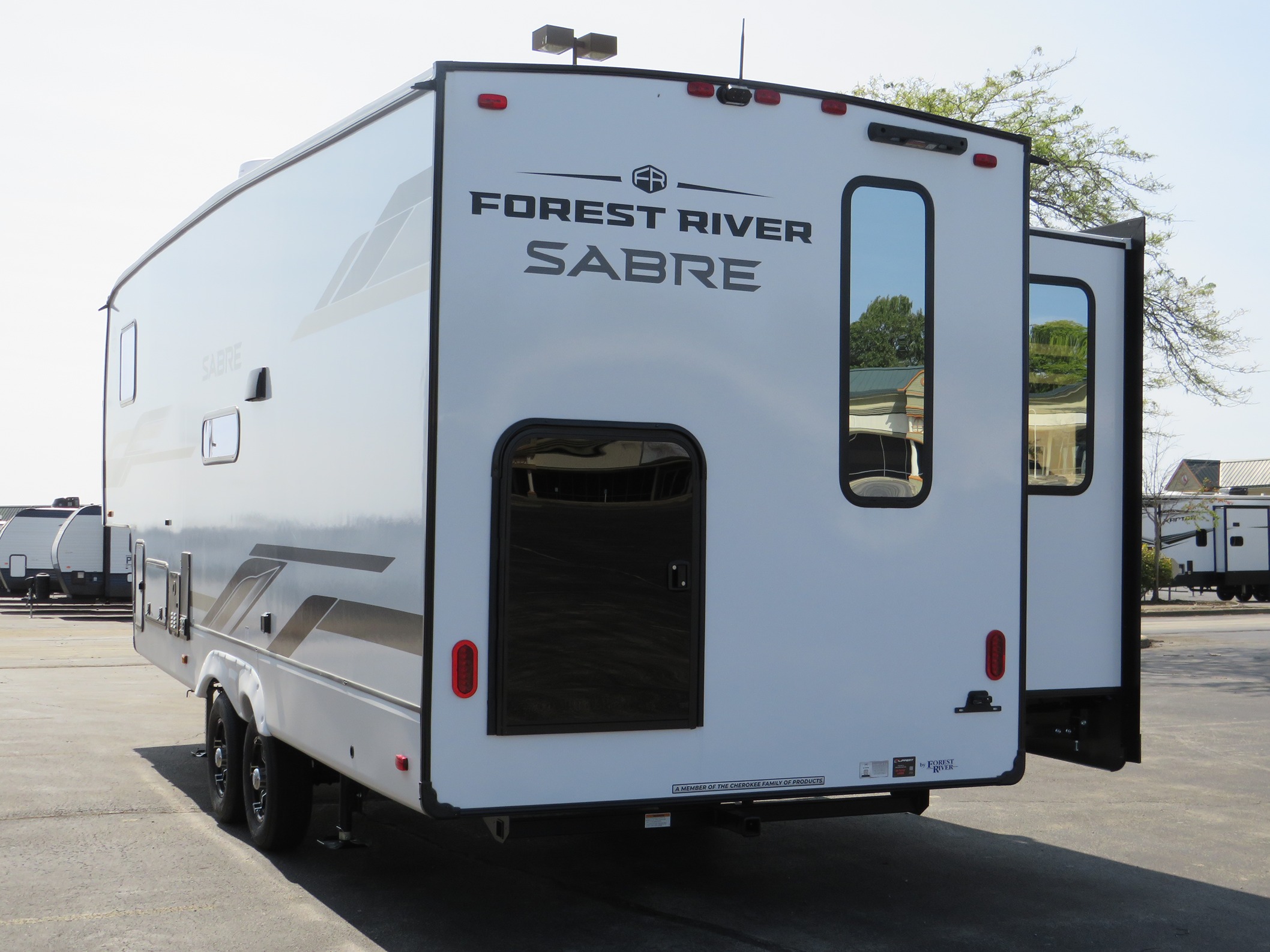 2025 CHEROKEE SABRE 25RLS FIFTH WHEEL RVs for Sale in Ohio With ...